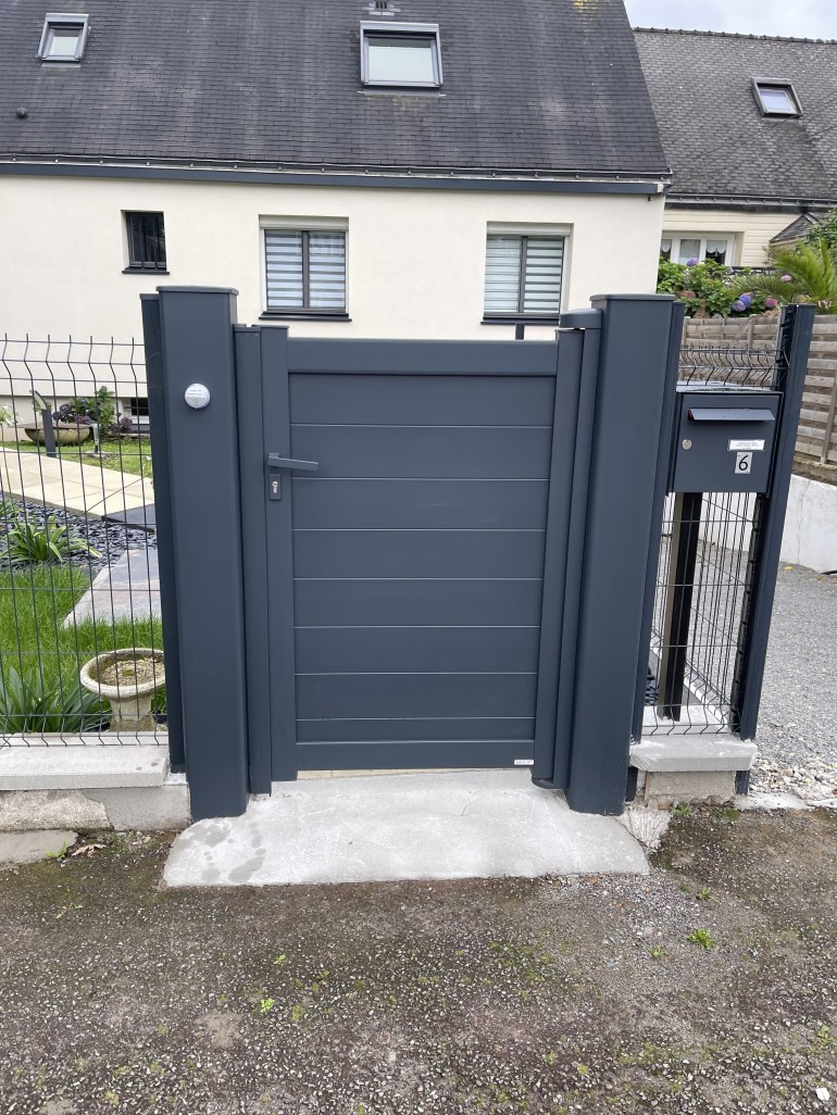 Portillon en aluminium à Ploërmel | Breizalu